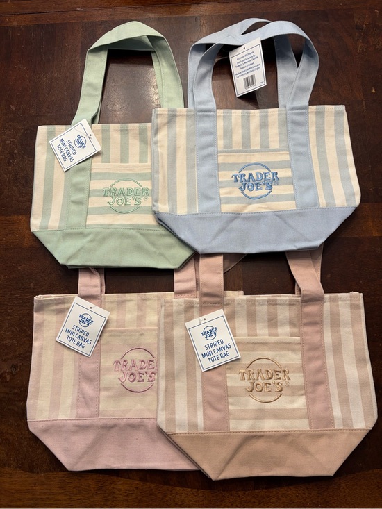 Trader Joe'S | Bags | Viral Trending Set Of 4 Trader Joes Viral Striped ...